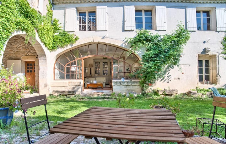 Cozy Home In Nages Et Solorgues - Camargue