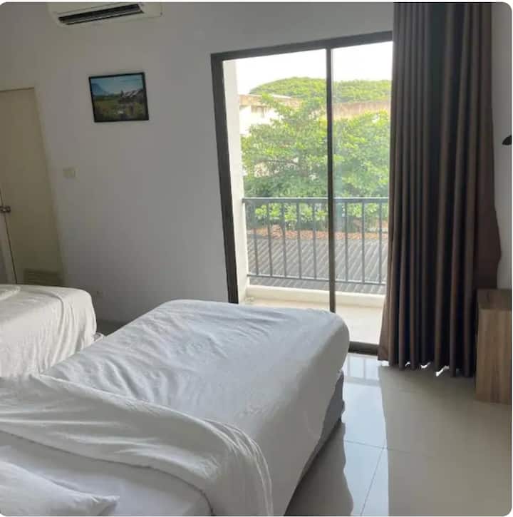 Twin Room 4, Free Meals + Motorbike - Chiang Mai