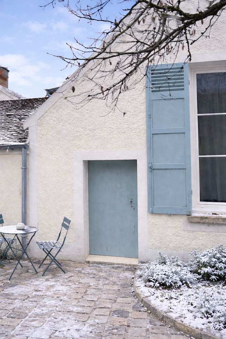 Petite Maison Indépendante Avec Cour Commune - Saint-Fargeau-Ponthierry
