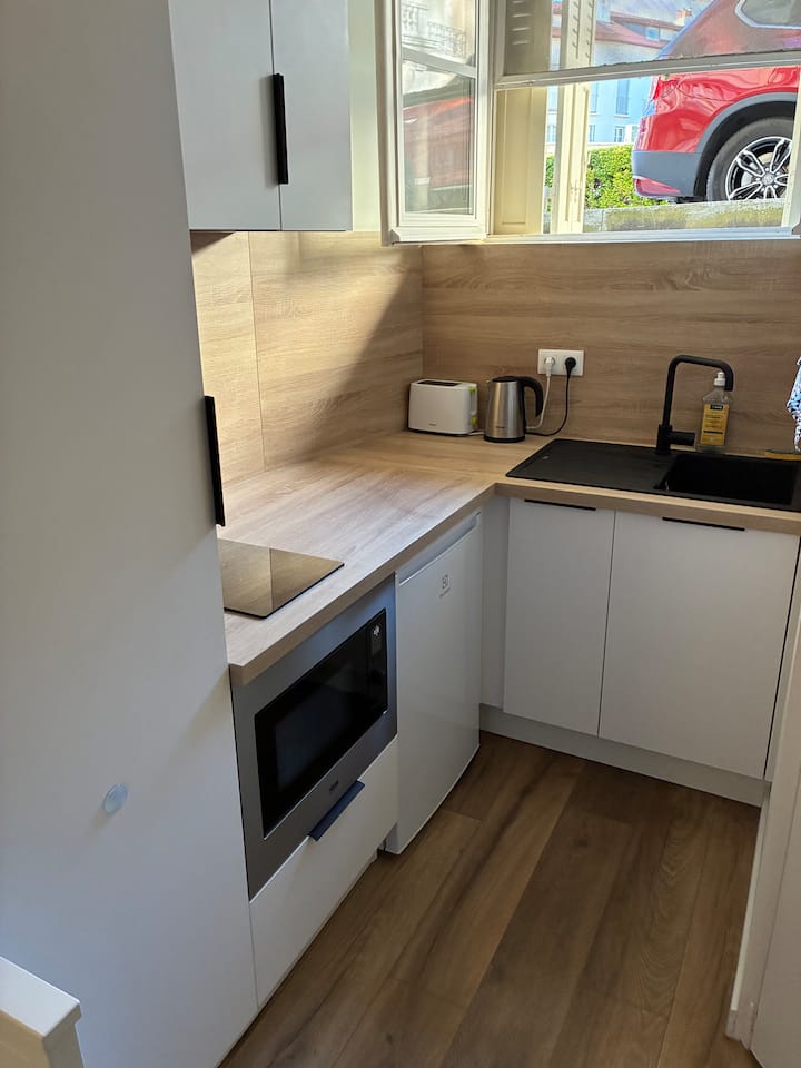 Petit Studio Hyper Centre Et Bord De Plage - Biarritz