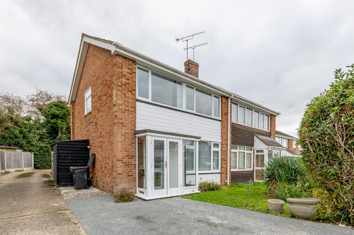 3-bedroom Home In Chelmsford | Sleeps 7 - Chelmsford