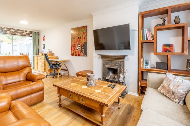 3-bedroom Home In Chelmsford | Sleeps 7 - Chelmsford