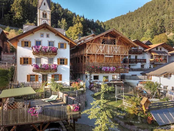 Urlaub Auf Dem Bauernhof In Den Dolomiten - Castelrotto