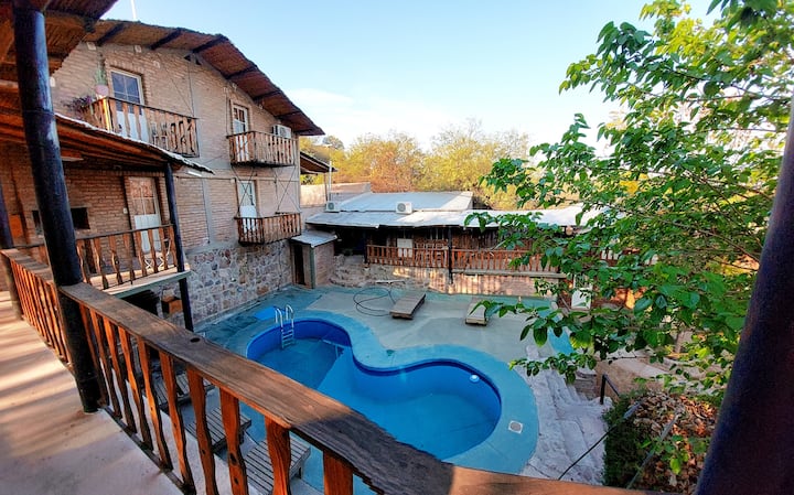 Complejo ÁGuila Blanca – Ideal Grupos & Retiros - La Rioja