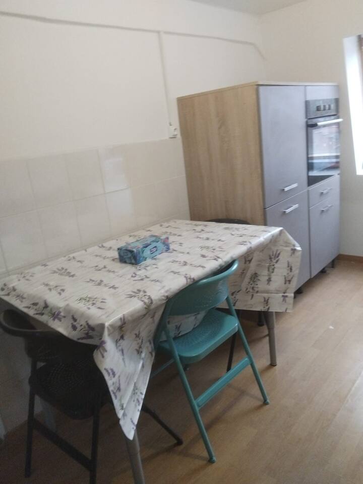 Superbe F3 Spacieux, Lumineux Et Calme - Bailleul