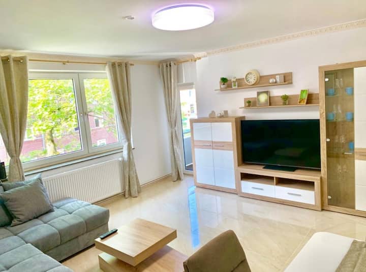 Big Zentral Family Apartment With Nice Living Room - Hanovre