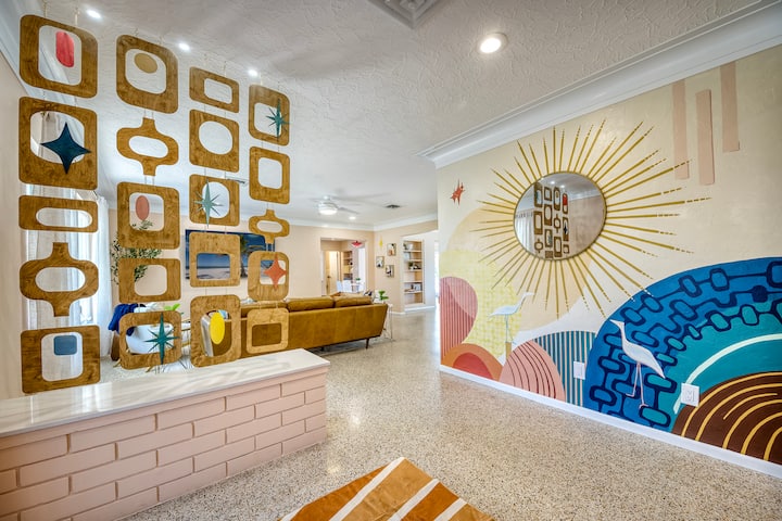 The Sun Is Shining At Sunsota-htd Pool/game Rm/mcm - Sarasota, FL