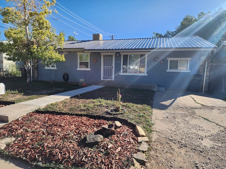 House In The Valley - Cortez, CO