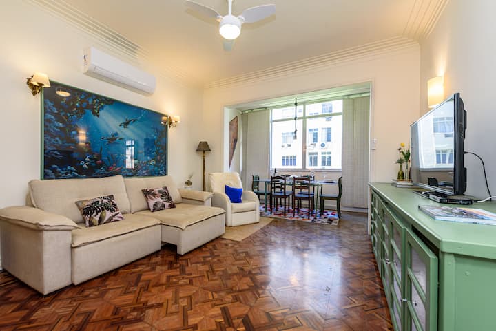 Copacabana • Beach 5 Min • Parking - Brazil