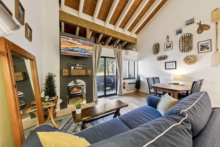 Remodeled Tahoe Chic Studio: A/c, Hot Tub Llv322 - South Lake Tahoe, CA