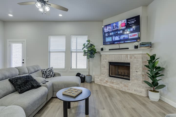 Spacious 3-bedroom Home In West Lubbock - Lubbock, TX