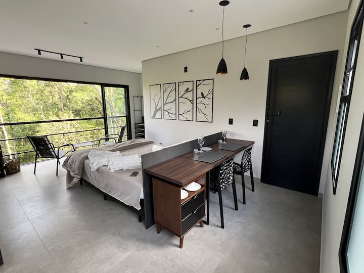 Hummingbird Suite - Brazil