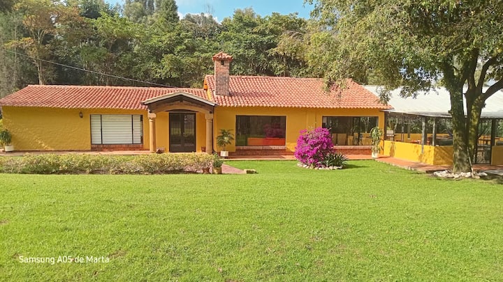 Candilejas: Escapada De Lujo Para 12 (Cerca Bog) - Tabio