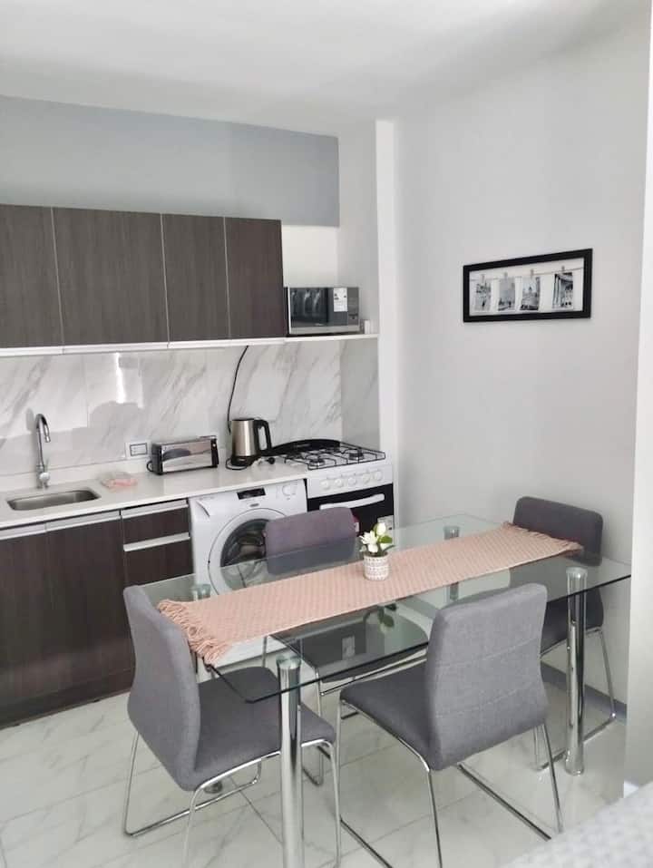 Luminoso Departamento A Metros Del Mar Y Guemes. - 馬德普拉塔