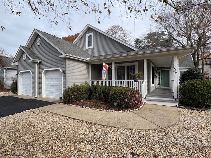 Spacious Home Bethany Beach - Bethany Beach, DE