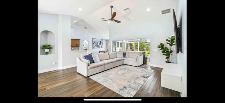 Tropical Getaway W/ Private Pool – 3br/2ba - North Port, FL