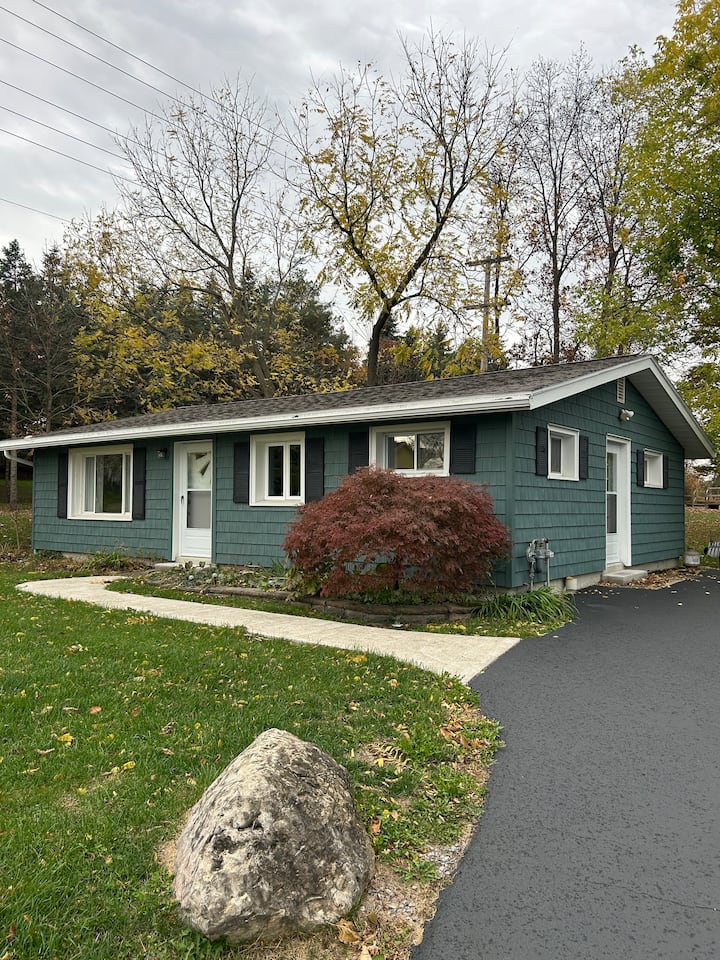 The T. Spex Bungalow - Canandaigua, NY