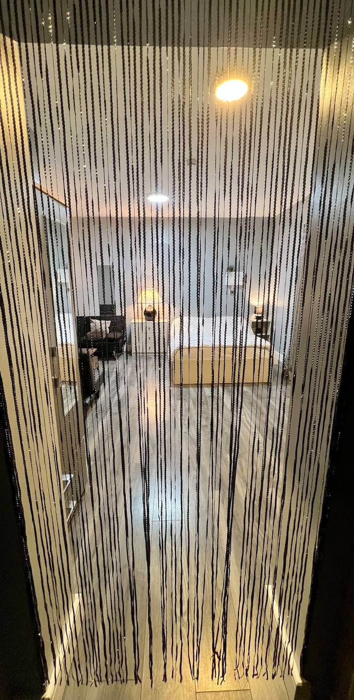 Spacious & Modern Central Bull Ring Suite - Birmingham