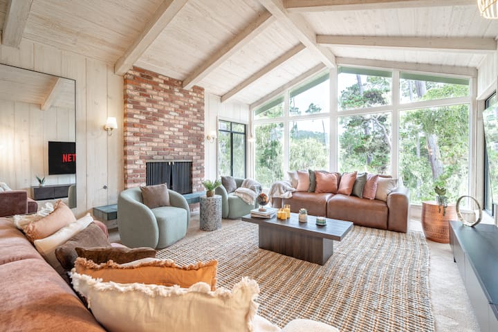 Spacious & Peaceful Nest | Golfer's Haven - Carmel-by-the-Sea, CA