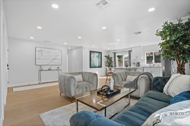 3 Bedroom Beauty In Lakewood - Norwalk, CA