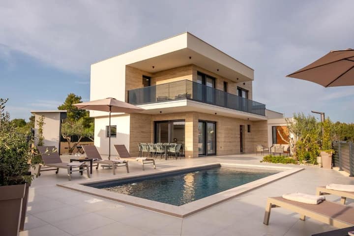 Moderne Villa In Brodarica Mit Meerblick & Pool - Šibenik