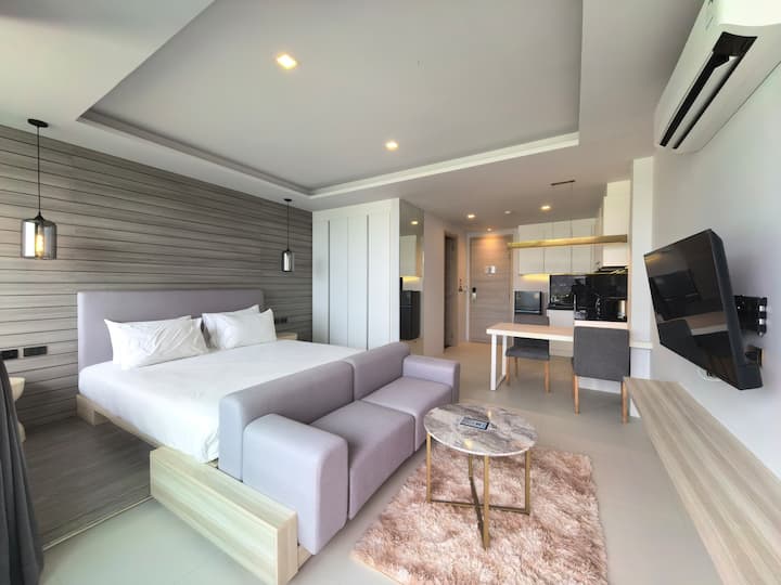 卡伦海滩/高级公寓/安达曼海景/无边泳池/健身房 - Kata Beach