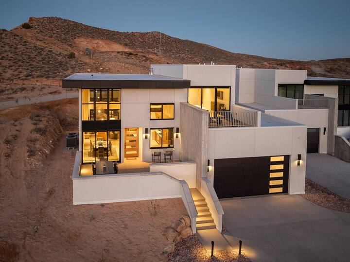 Luxury Moab Casita With Hot Tub - 2 King & Bunk - Moab, UT