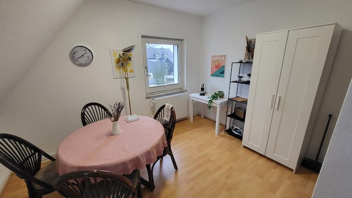 Dg Wohnung In Gepflegtem 3 Familienhaus In Lennep - Remscheid