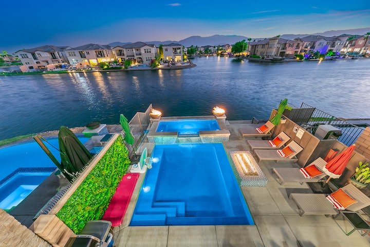 Lakeside Retreat For 12 | Pool, Jacuzzi & Games - Indio, CA