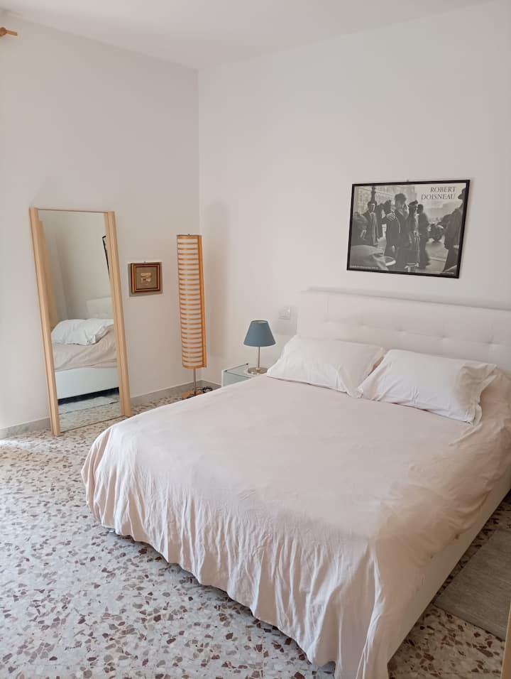 Comodo, Ampio, Funzionale In Posizione Strategica. - Bari