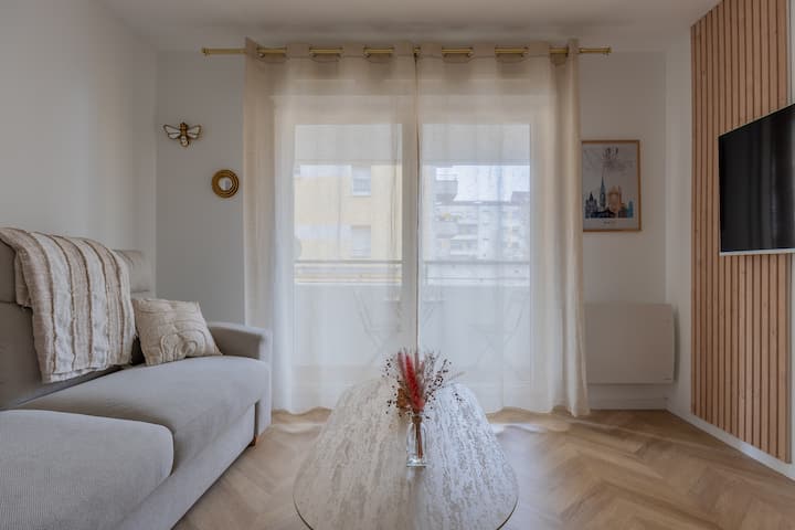 Metz -Studio Cosy Rénové -Terrasse + Parking Privé - 메스