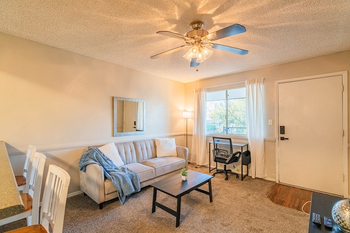 The Heart Of Tempe! Within 15 Min Of Everything! - Tempe, AZ