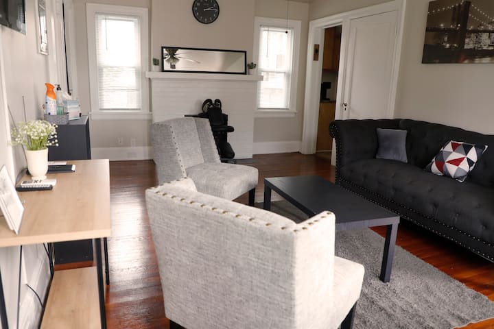 Hertel Hotel Apt. A - Buffalo, NY