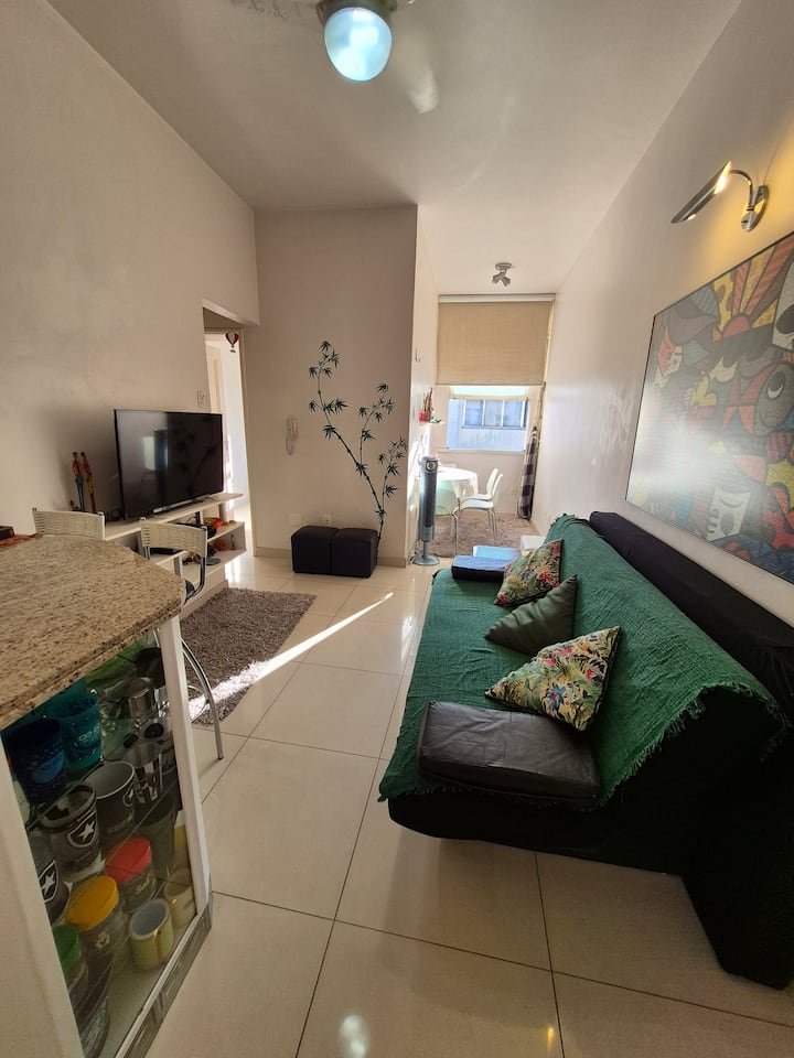 Cobertura No Coração De Copa A Uma Rua Da Praia. - Copacabana