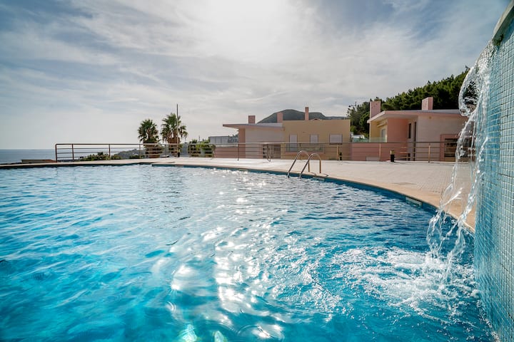 Vila Das Conchas | Near The Beach W/ Seaview Pool - Sesimbra