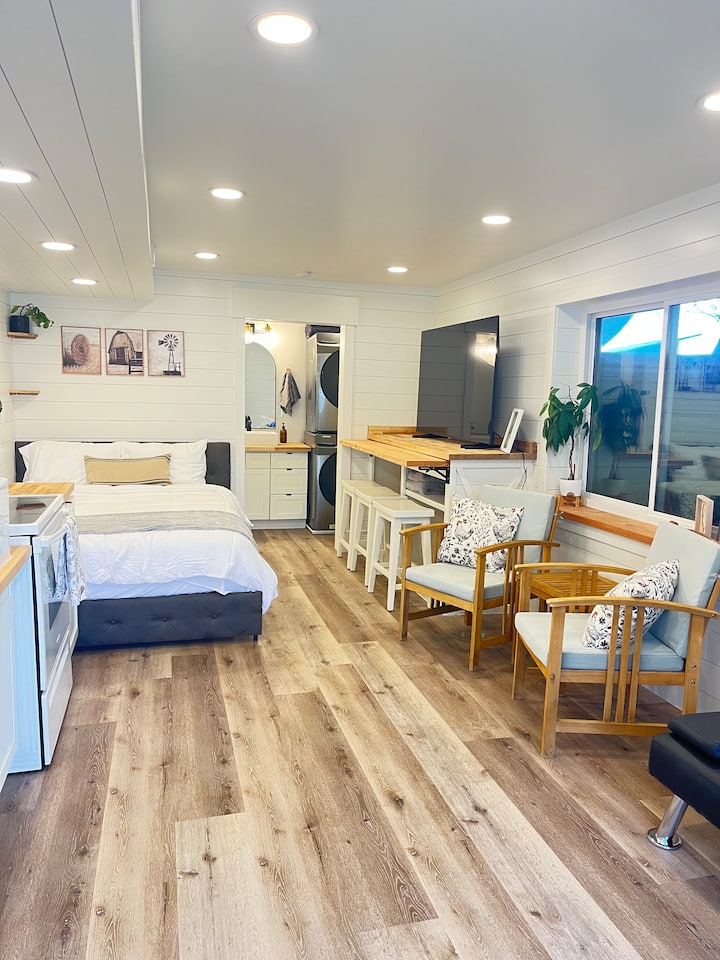 Farmhouse Hideaway - Lehi, UT