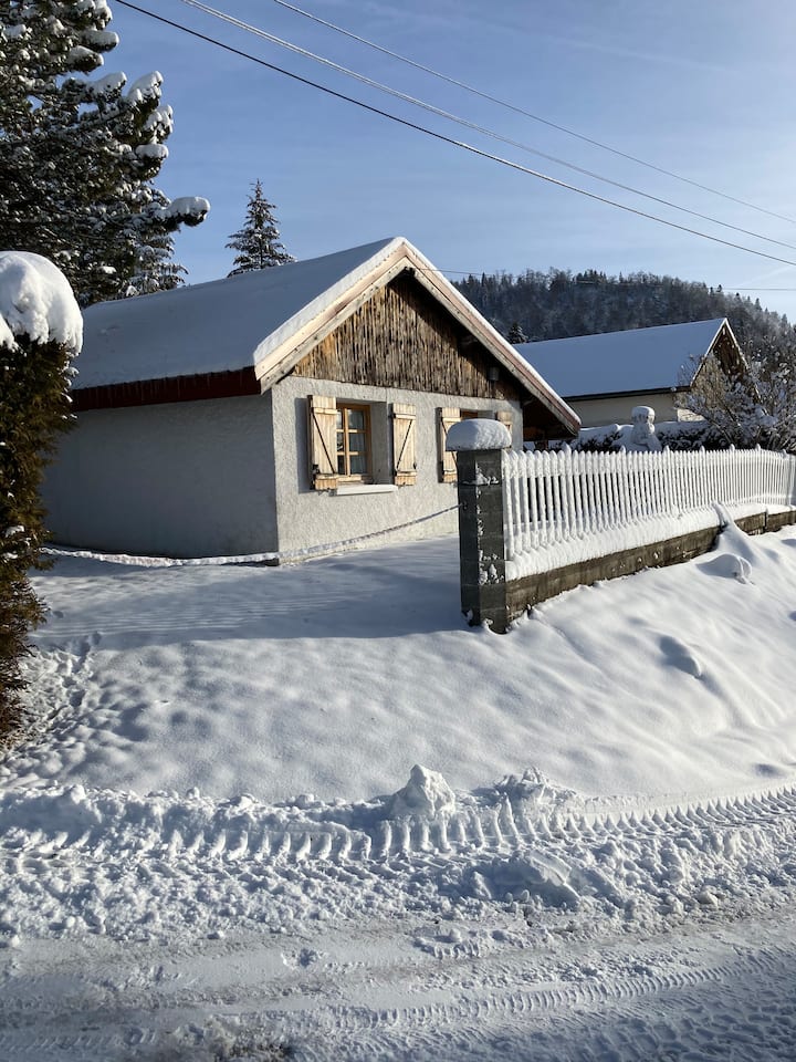 Chalet En Moyenne Montagne - Métabief