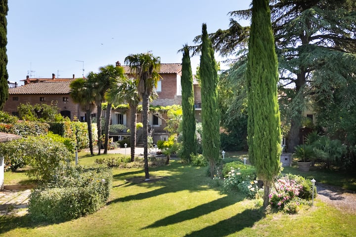 Historic 4bed Apartment • Tuscany/umbria Border - Castiglione del Lago