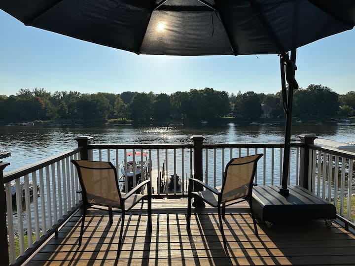 Waters Edge Retreat - West Chicago, IL