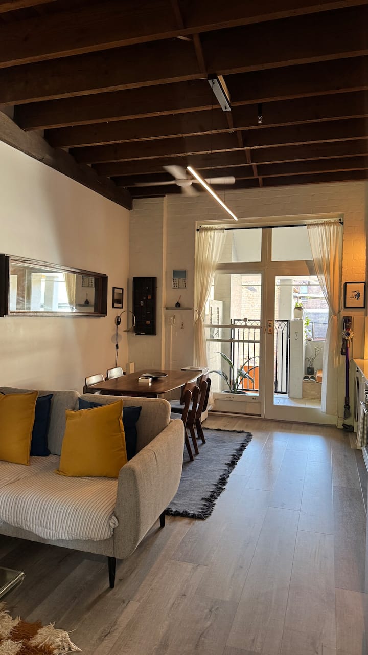 Stylish Warehouse Escape In The Heart Of The City - ウィラビー