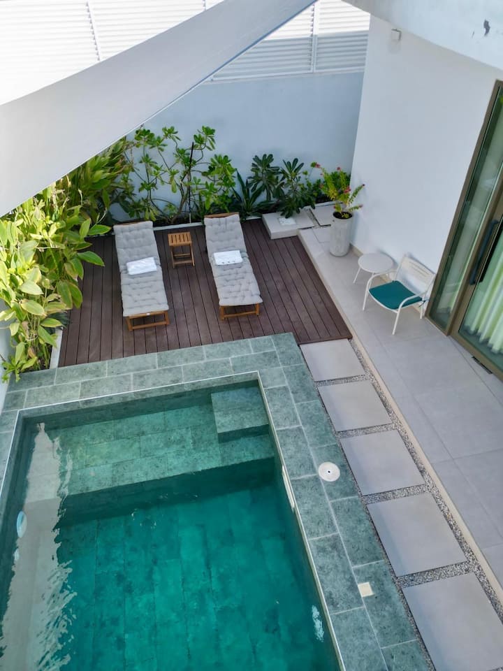 Lovina Chalet - Oman