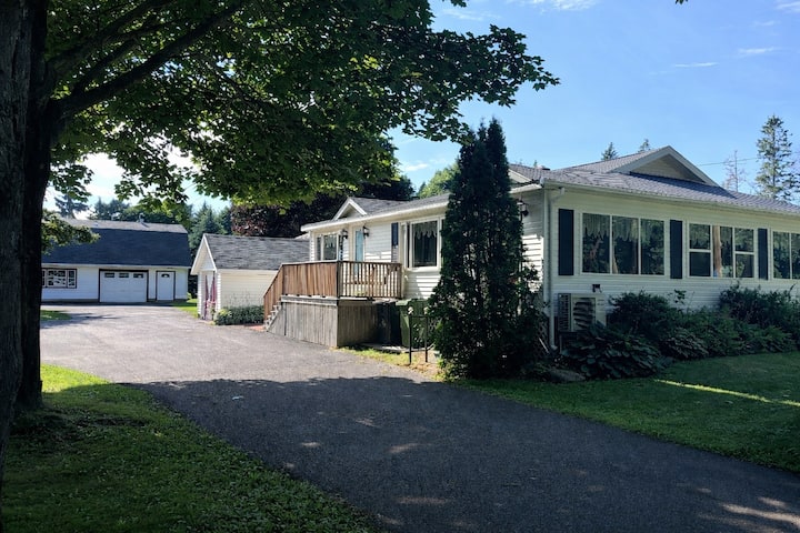 Coastal Pei Getaway
Minutes To Multiple Beaches - Prince Edward Island