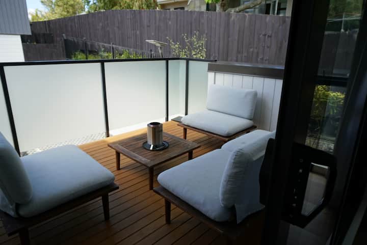 Sunny Spot In Westgate. - Huapai