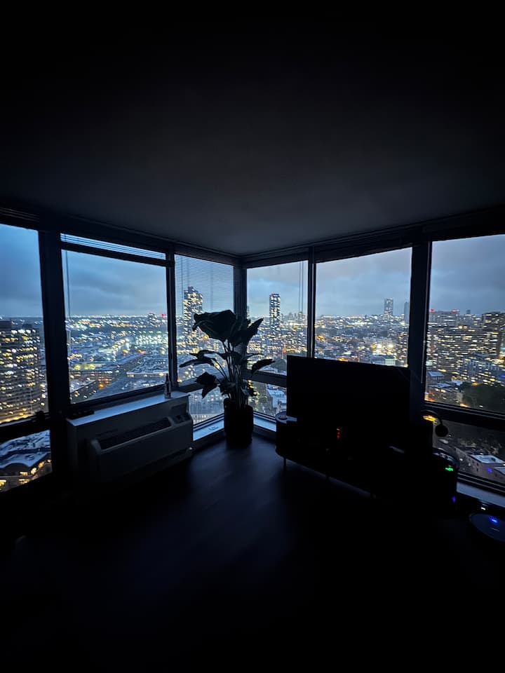 Sunset View Condo - Brooklyn, NY