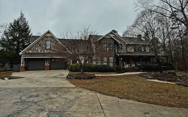 Tidwell Legacy Lodge - Dallas, GA