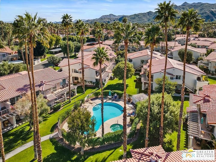 Stunning Mountain Views In A Resort Setting! - Palm Springs, CA