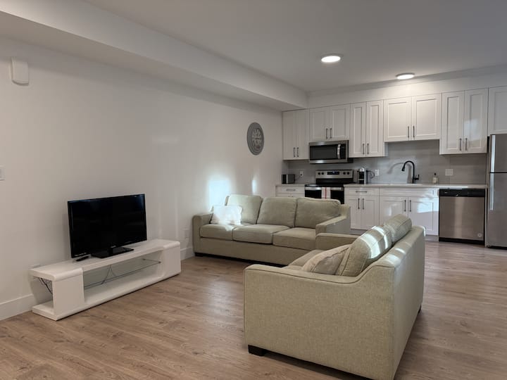 Lakeside Trail Haven In Nanaimo Bc - Nanaimo