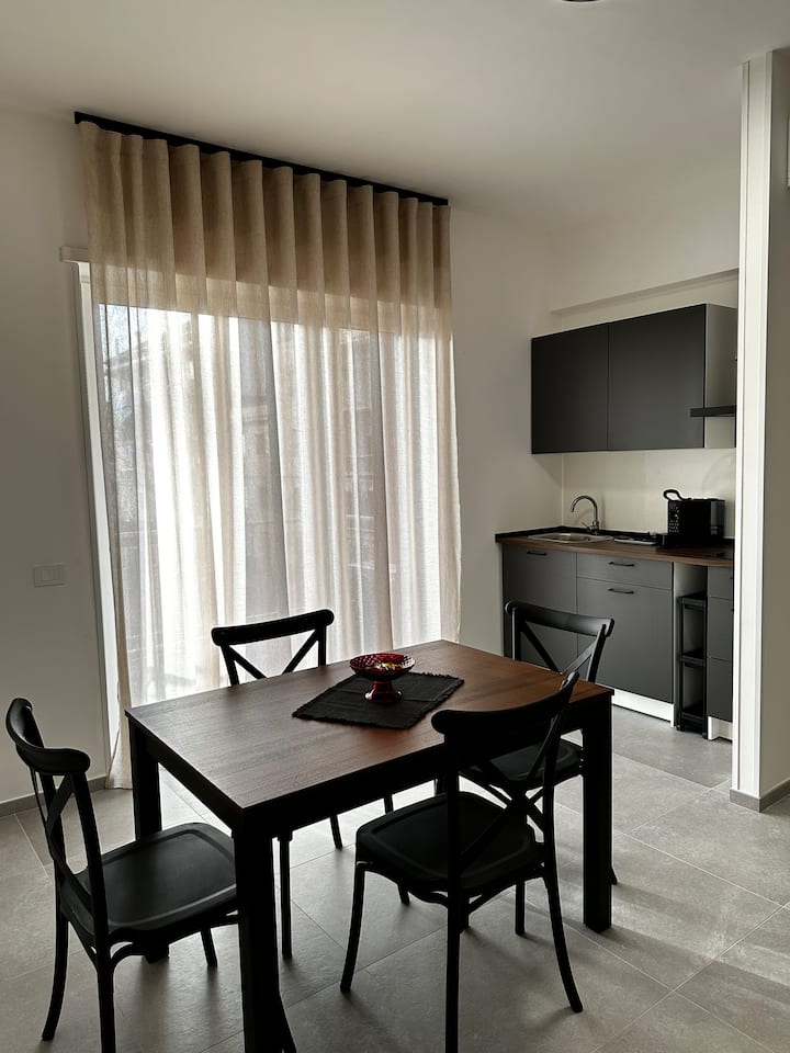 Appartamento In Centro A Due Passi Dalla Stazione - Isernia