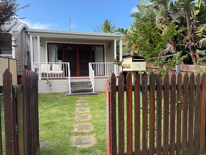 Helensburgh Guesthouse - Sydney