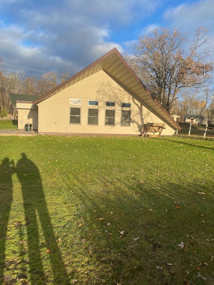 Our Most Popular Guest Cabin On The Lakeside! - Squaw Lake, MN